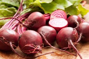 Rode bietensalade recept - SmaakvolNH